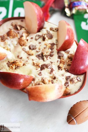 Snickers® Blitz Dip with Apples - Sizzling Eats