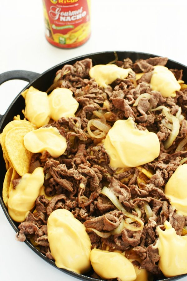 The Best Philly Cheesesteak Nachos Recipe-Eva!