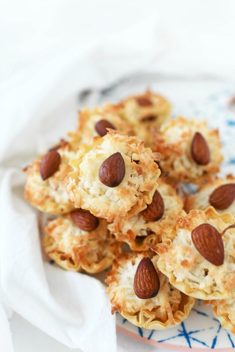Coconut Macaroon Bites - Sizzling Eats