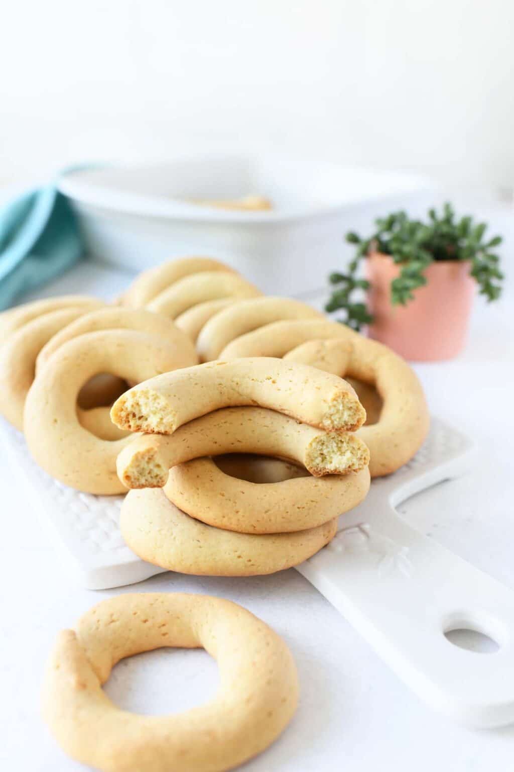Portuguese Biscoitos Recipe (Traditional Biscuit Cookie) - Sizzling Eats