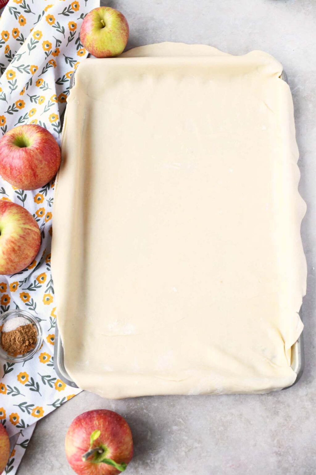 Easy Classic Apple Slab Pie - Sizzling Eats