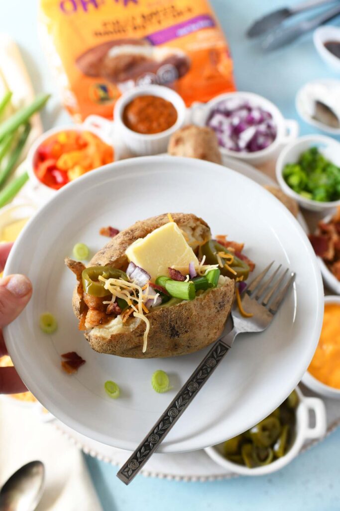 Quick & Easy Meal Idea: The Ultimate Baked Potato Bar! - Sizzling Eats