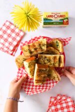 Grilled Garlic Bread: The Ultimate BBQ Side - Sizzling Eats