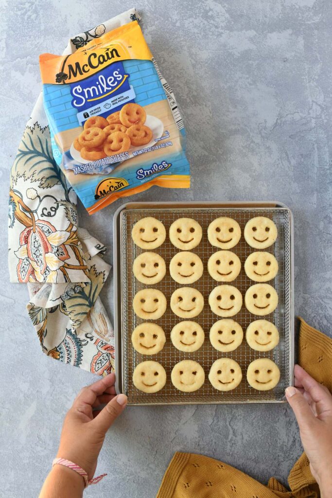 McCain Smiles Mashed Potato Mini Pizzas - Sizzling Eats